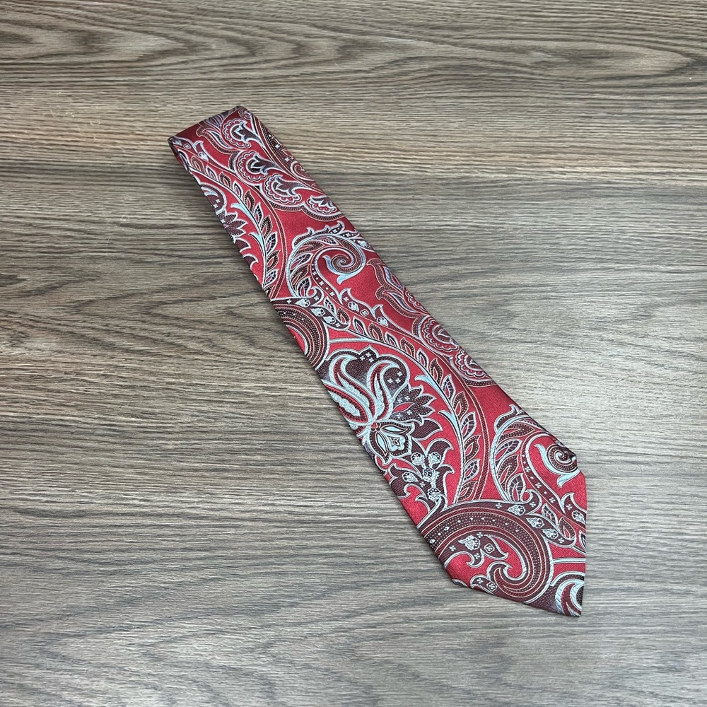 Ermenegildo Zegna Red, Blue & Maroon Paisley Tie - Gem